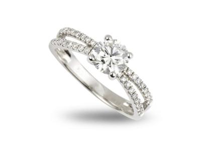 China 0.1ct Diamond 14K Solid Gold Jewellery Round Cut 3.21g Weight for Engagement for sale