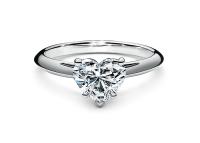 China 14K White Gold Heart Shaped Diamond Engagement Ring 0.6ct OEM ODM for sale