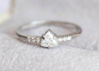 China Fashion Real Diamond Jewellery Ring with 4×4mm Triangle Stone ODM for sale