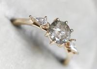 China 0.8ct Lab Grown Diamond Engagement Rings , 9k Gold Wedding Ring ODM OEM for sale