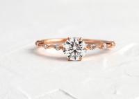 China 1.0ct Moissanite Diamond Rings , Round Cut Engagement Rings 6.5MM ODM for sale