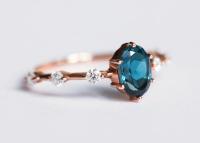 China 1.56ct London Blue Topaz Ring , Oval Shape Diamond Ring Round Cut OEM for sale