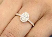 China Oval Shaped 18K Rose Gold Ring , 0.50Ct Diamond Engagement Ring 6.37x4.46x2.79mm for sale
