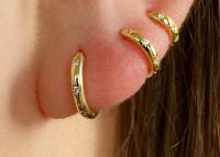 China 8.4mm Hoop 9K Gold Earrings North Star Engraved With Moissanite Diamond for sale