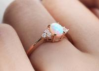 China Cobochon Cut 9K Gold Ring , 0.5ct Natural Opal Ring 5×7MM Size for sale