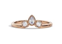 China 0.4CT V Shaped Wedding Band With Engagement Ring , 2MM Stackable Diamond Rings OEM for sale