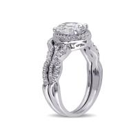 China Oval Cut 18kt White Gold Diamond Engagement Ring 0.92ct Weight For Women ODM for sale