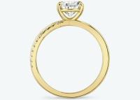 China Pear Cut 9k Yellow Gold Rings With Lab Diamond RD 6×9mm Dimension for sale