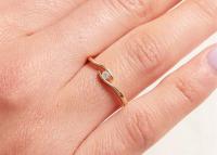China Solitaire 14k Yellow Gold Diamond Ring 1.5mm Round Cut With 0.10ct Diamond for sale