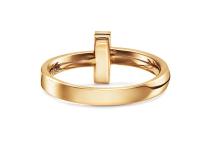 China 3.89g weight 18K Solid Gold Jewellery ring 2.5mm Width for Engagement Wedding for sale