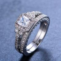 China 0.62ct 2 Carat Princess Cut Diamond Ring , 62PCS Moissanite Engagement Rings for sale