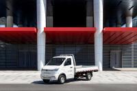 China High Speed Delivery EV Pickup Truck 300km Electric Flatbed Truck for sale
