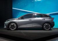 China Pure Electric Vehicle EV Hatchback MG4 Electric Sedan Car 51kWh Battery Capacity for sale