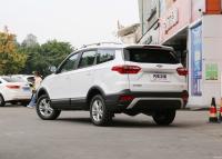 China Compact Crossover 5 Door SUV 7 Seats White Body 160Km/H for sale