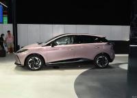 China High Speed Hatchback EV Cars 5 Seat Electric Car Mg4 Mulan Disc Brake for sale