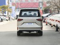China BAW M7 MPV Vehicles MT Fuel Van City Delivery Passenger Logistics Cargo Van for sale