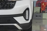 China Economical Practical Fuel 4 Wheel Drive SUV Family Car BAIC Ruixiang X3 for sale