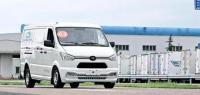 China 260KM EV Cargo Van Truck With Side Sliding Door 5 Doors 2 Seats for sale