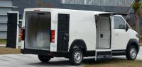 China Box Transport Electric Cargo Van Vehicle 5m Long Range 305km Four Doors for sale