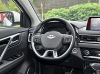 China High Tech Gasoline 7-Seater SUV From BAIC With 6 Gear 1.5L Fuel Hatchback for sale