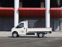 China Heavy Loading EV Pickup Truck With Front Bumper And Shaft Head Plug for sale