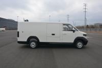 China Experience the Convenience of Electric Cargo Van for Your Deliveries for sale