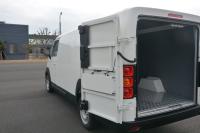 China Experience the Convenience of Electric Cargo Van for Your Deliveries for sale