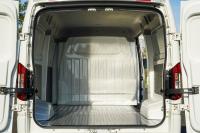China 4865×1715×2060 Overall Dimensions Electric Vehicle Vans and with Disc Brake Type for sale