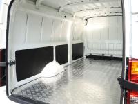 China Maximize Your Business Efficiency with an Electric Cargo Van for sale
