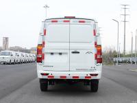 China 1550kg Curb Weight Electric Vehicle Vans With 0.8h Fast Charge for sale
