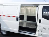 China 1550kg Curb Weight Electric Vehicle Vans With 0.8h Fast Charge for sale