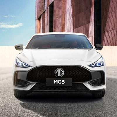China E-mark Sedan MG5 Car 180km/h Speed 6L/100km Consumption Safe Airbags 2680mm Wheelbase for sale