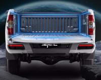 China Hot sale 2.0T Diesel Automatic 2WD Elite Flat Box Version double cabin vehicle with good price for sale