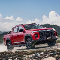 China MAXUS T90 Intelligent Connected MAXUS Luxury MPV Gasoline Pickup 185 Km/h Top Speed for sale