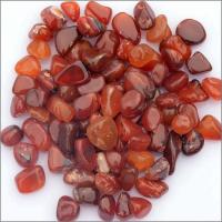 China Polished Natural Crystal Red Agate Carnelian Tumble Gravel Stones for Feng Shui for sale