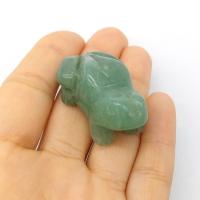China Technique Hand Carved Green Aventurine Frog Healing Stone Figurine 1.5 Inches for Room Decor and Healing Crystal Display for sale