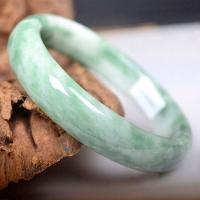 China Natural Dark Green Jade Bracelet a Timeless Piece of Jewelry for Your Collection for sale