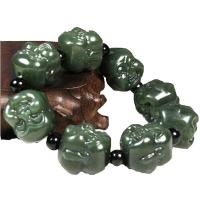 China Handheld Nature Crystal Nephrite Jade Stone Bracelet A Gift of Health and Wellness for sale