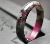 China Natural Xiuyan Jade Peach Jade Bracelet Gender Women' PORTABLE for Women for sale