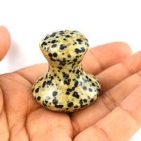 China Customized Logo Availabled Natural Jade Mushroom Shape Gua Sha Massage Stone for Facial and Body Skincare Relaxation for sale