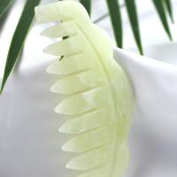 China Xiuyan Jade Massage Comb 9.2cm*4.6cm Size Light Green Color Promotes Blood Circulation and Improves Sleep for sale