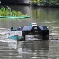 China 115KG Multistage Mode River Cleaning Boat For Water Surface Garbage Cleaning for sale