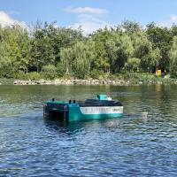 China Electric Thruster Unmanned River Cleaning Boat With Automatic Lifting Garbage Baskets SMURF for sale