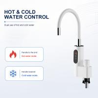 China 3s Fast Heating Electric Heating Tap with 360° Free Rotation and LED Digital Temperature Display for Kitchen for sale