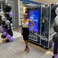 China Euro Standard 49 Inch Full Touch Screen  Vending Machine Credit Card and Token Payment System for Beauty Products for sale