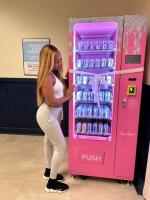 China German Cosmetic Vending Machine for Beauty Products Lipsticks Lashes Mini Vending Machine for sale