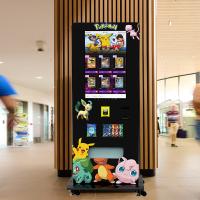 China Wholesale Self-Service Elevator Trading Card Vending Machine PiKaqiu with Coin Payment System 900 Pcs SPCC for sale