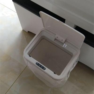China White 12L Motion Sensor Trash Can Non Slip Design With Low Energy Consuming for sale
