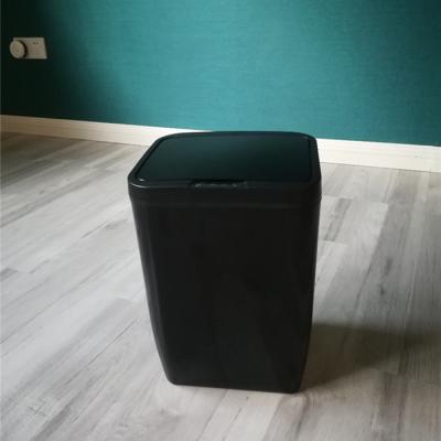 China Touchless Smart Trash Bin Plastic Material For Home / Office / Airport for sale