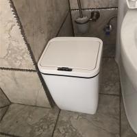 China 12 Litre Touchless Smart Trash Can With Smooth Noiseless Operation for sale